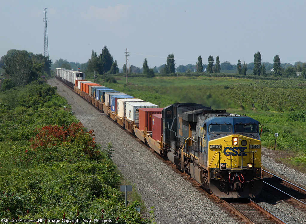 CSX Q020 at Mile 70 Lakeshore Sub